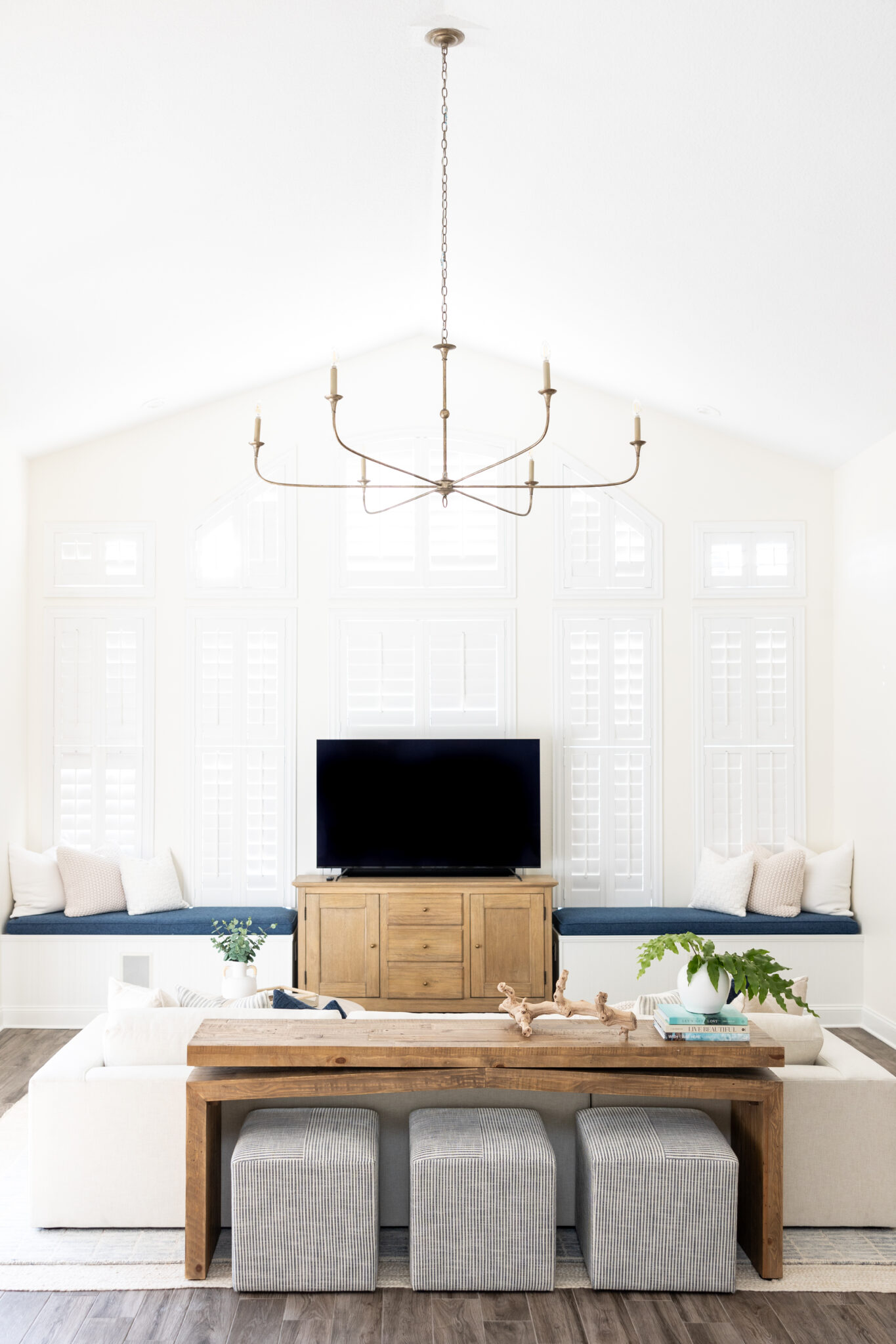 Stanton Drive Interior Design by Collins & Co. - collinsandcointeriors.com